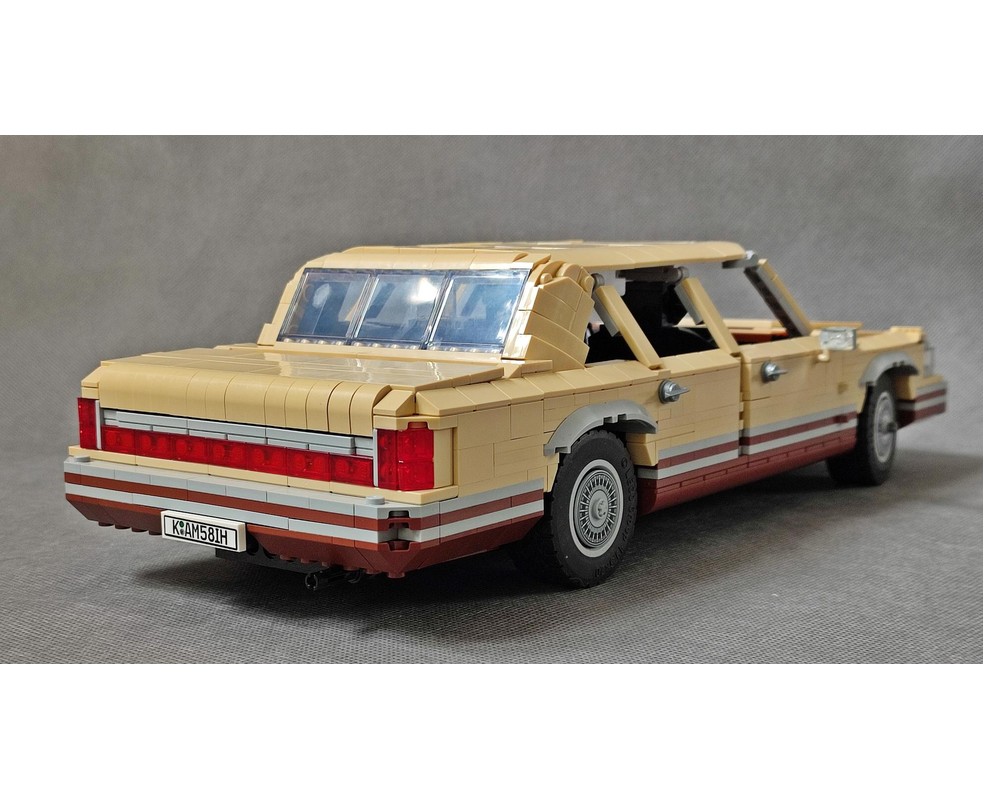 LEGO MOC Lincoln Town Car 1990 by syzygy87 | Rebrickable - Build with LEGO