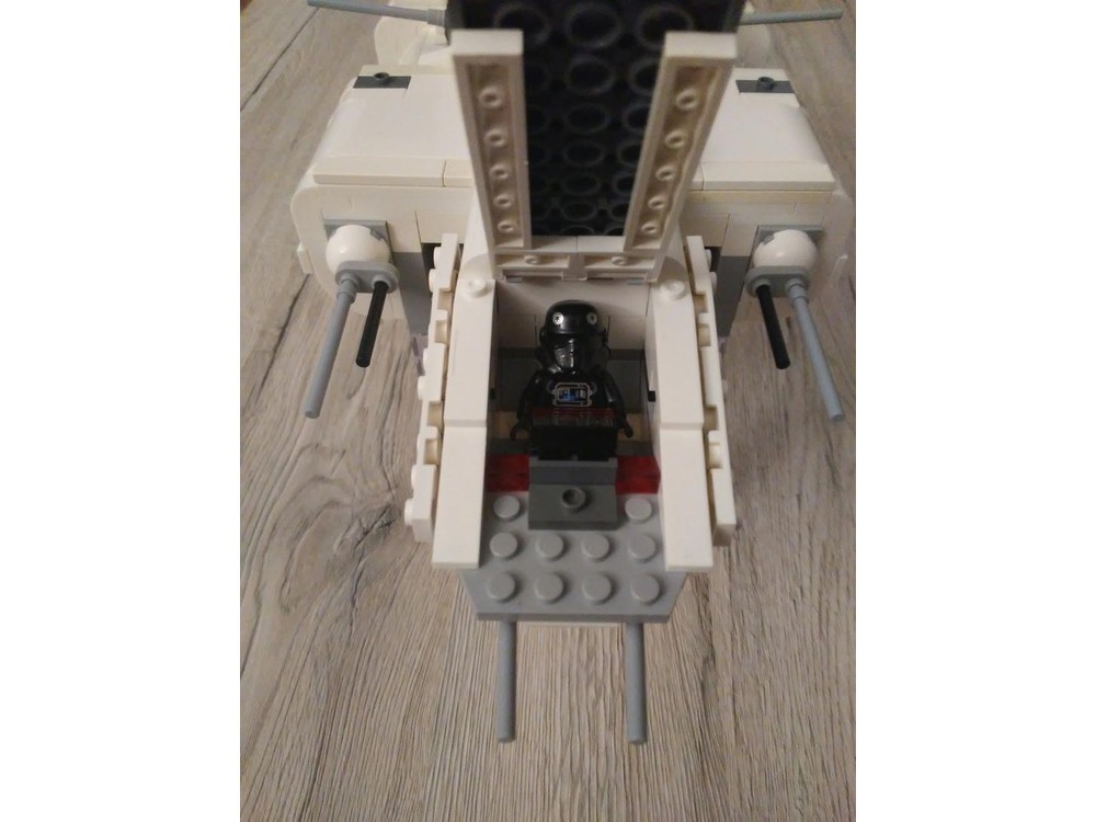 LEGO MOC Ye-4 Gunship by Fabian2 | Rebrickable - Build with LEGO