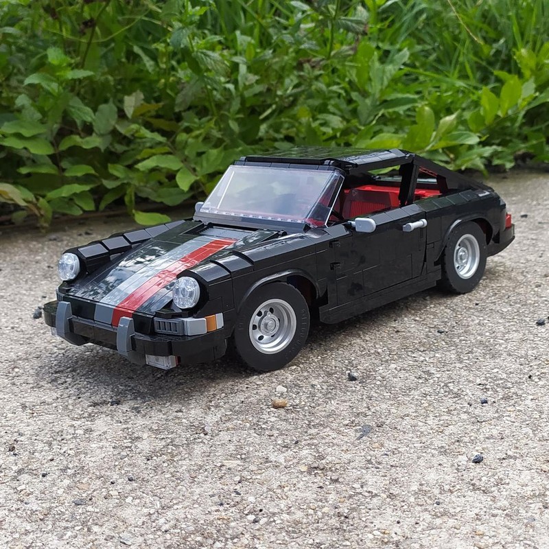 LEGO MOC 10304 - Porsche 911 (901) by PsychoWard666 | Rebrickable ...
