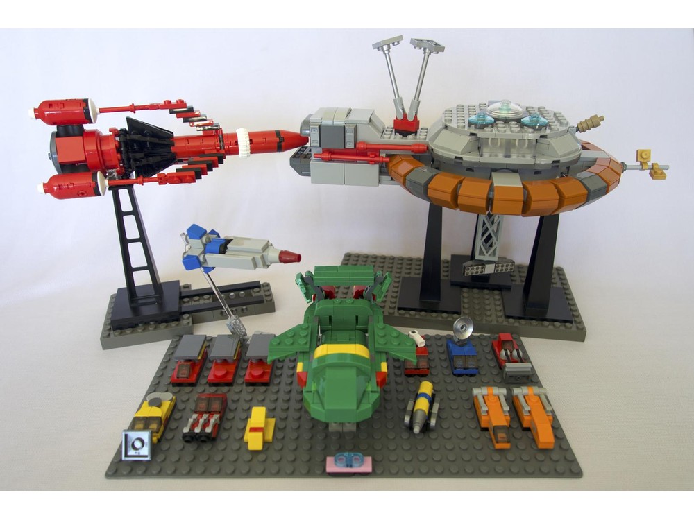 Lego Moc Ir Thunderbird 5 By Sabiwabi Rebrickable Build With Lego