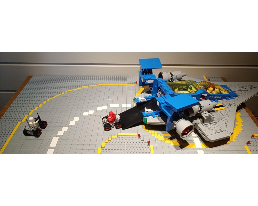 LEGO MOC Lunar Road Plate Turn matching Classic Space 2022 (10497 ...