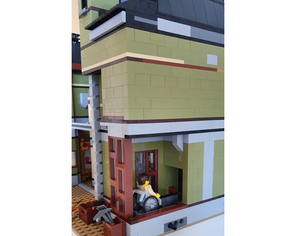 LEGO MOC Museum of Exploration and Adventure by Gr33tje13 | Rebrickable ...