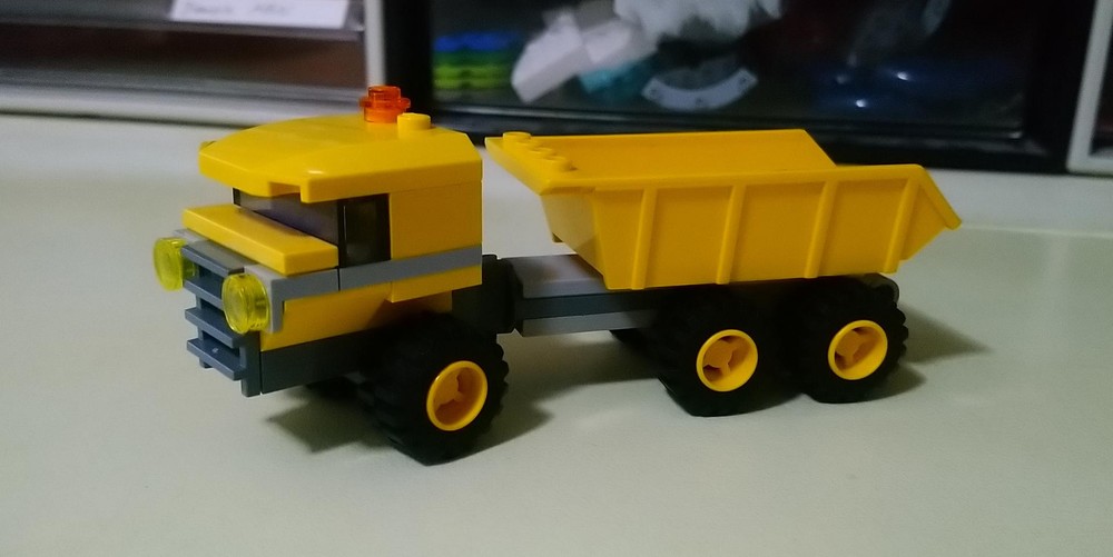 LEGO MOC Mini Moxi by Darkchylde | Rebrickable - Build with LEGO