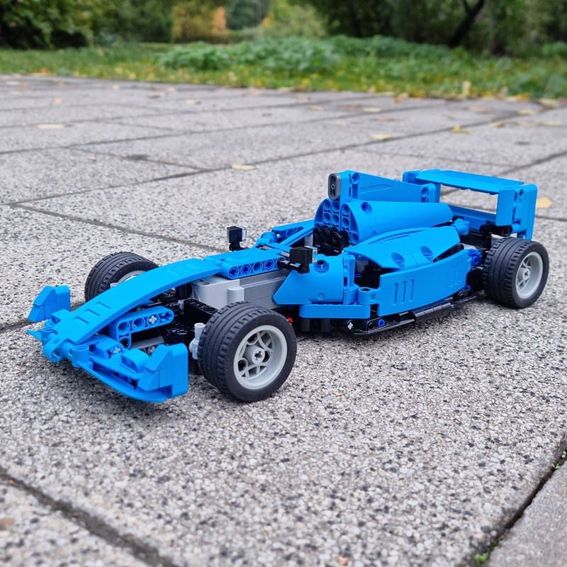 LEGO MOC Formula 1 (Control+) by Apachaihapachai | Rebrickable - Build ...