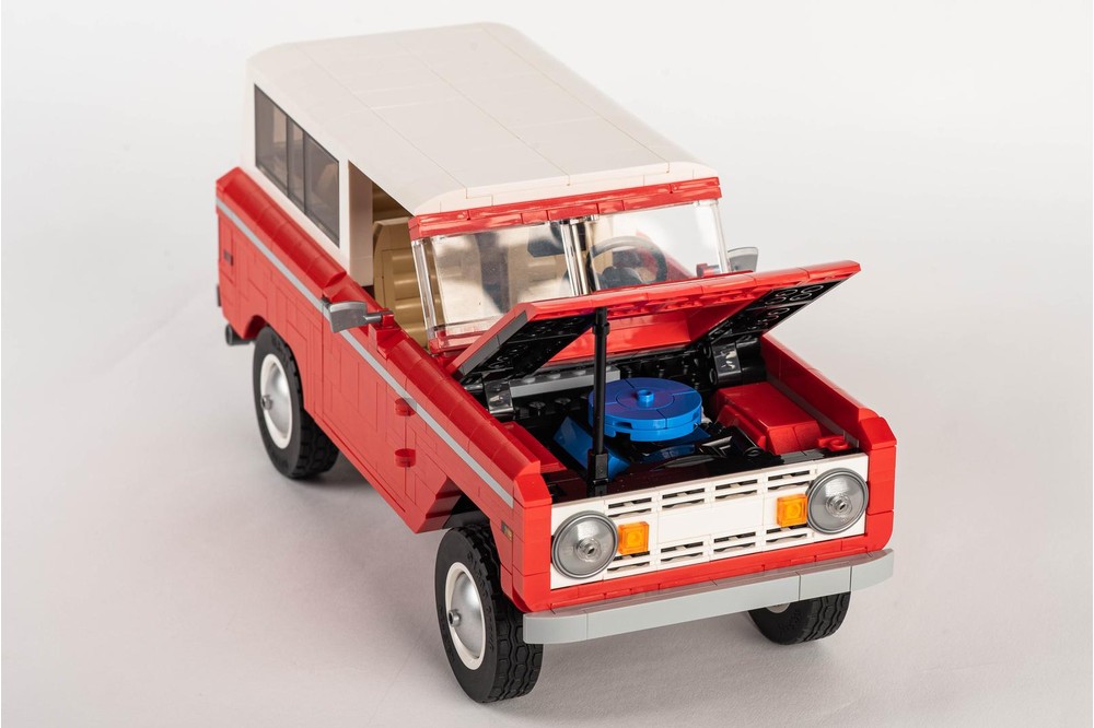 Lego Moc Ford Bronco Classic By Fanislego Rebrickable Build With Lego