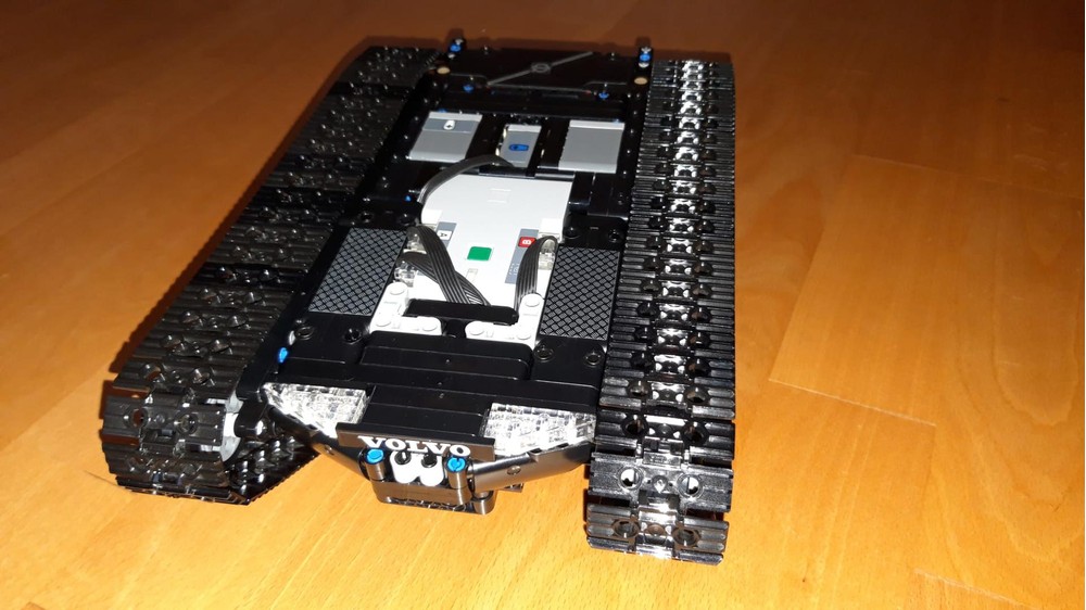 LEGO MOC Ripsaw by Ritzmo | Rebrickable - Build with LEGO