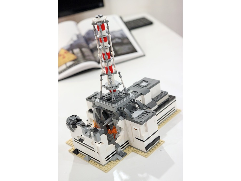 LEGO MOC Chernobyl 1986 Nuclear Power Plant Disaster by JaworPunk ...