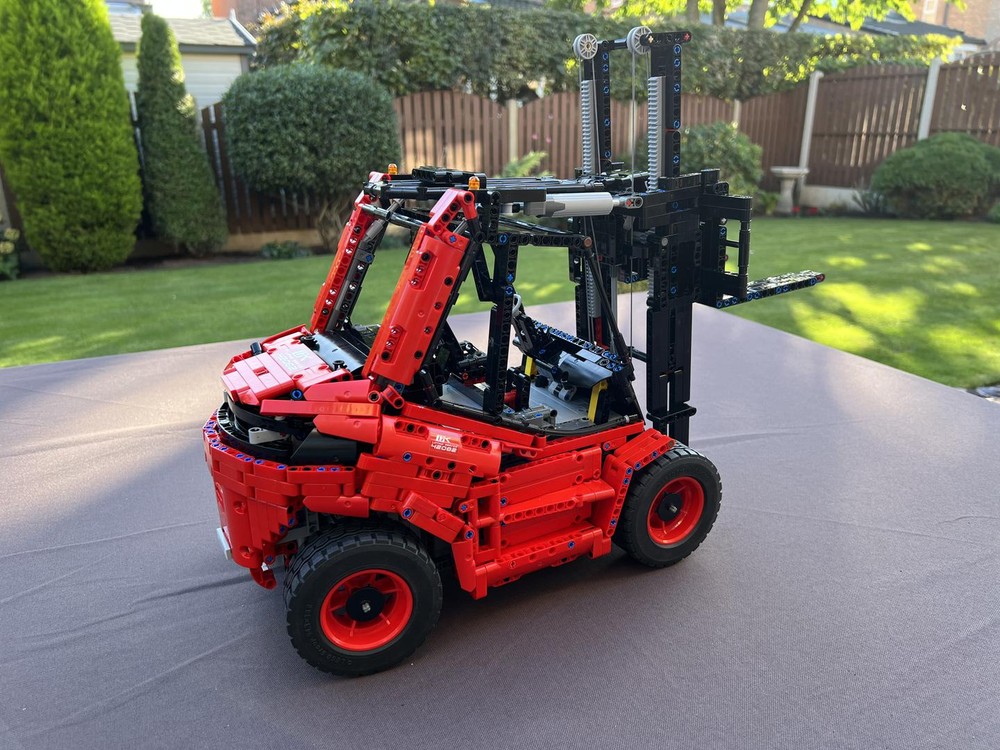 LEGO MOC-125253 Deizer Forklift by s90sml | Rebrickable - Build with LEGO