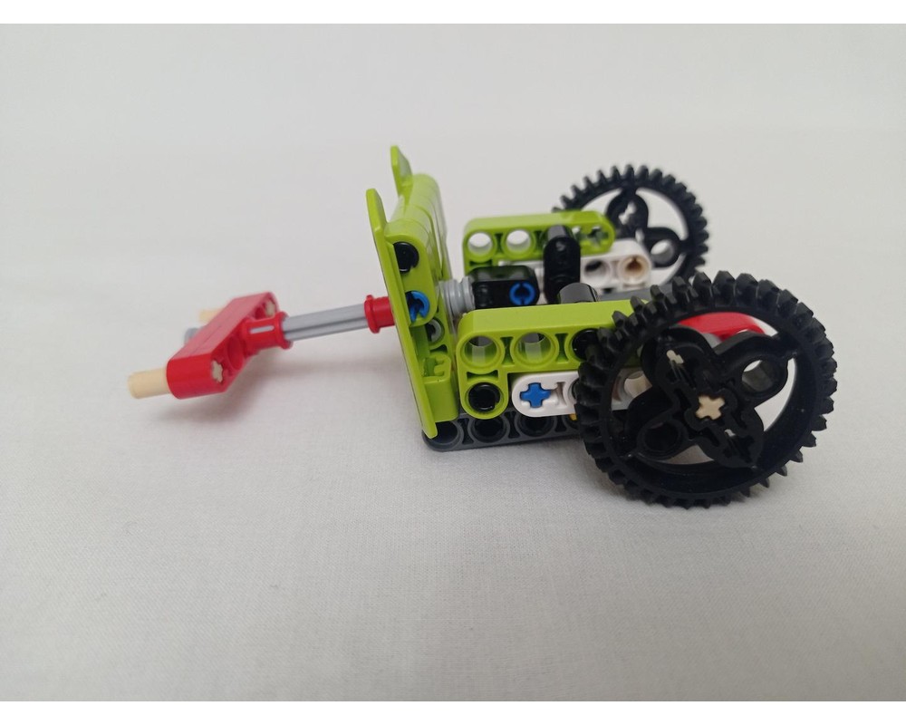 LEGO MOC Chariot 42102 Alternative by ErikGS | Rebrickable - Build with ...