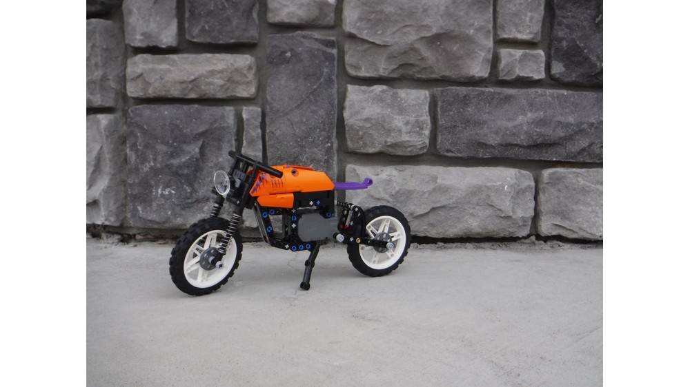 LEGO MOC TC13 Pullback Motorcycle by offroadcreations | Rebrickable ...