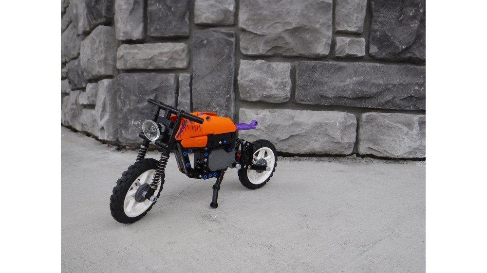 LEGO MOC TC13 Pullback Motorcycle by offroadcreations | Rebrickable ...