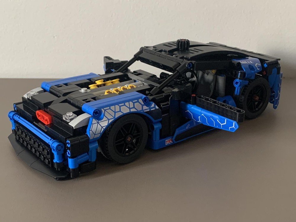 LEGO MOC 42123 - Corvette C7 Z06 by GugaStarr | Rebrickable - Build ...