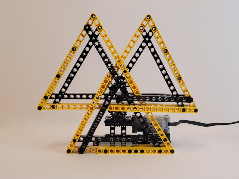 Lego Moc Kinetic Valknut Sculpture By Jemunoz0 Rebrickable Build