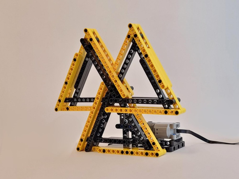 Lego Moc Kinetic Valknut Sculpture By Jemunoz0 Rebrickable Build