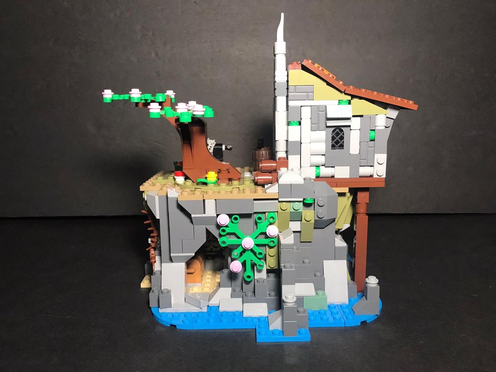 LEGO MOC 31120 - Witch House by MIJbricks | Rebrickable - Build with LEGO