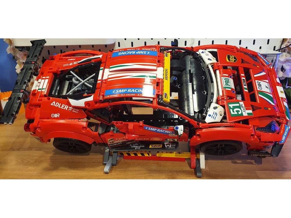LEGO MOC Display Stand for Porsche 911 RSR and Ferrari 488 GTE by ...