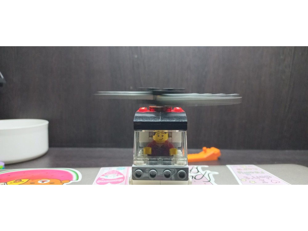 LEGO MOC-126937 Mini Helicopter by Nitweiy | Rebrickable - Build with LEGO