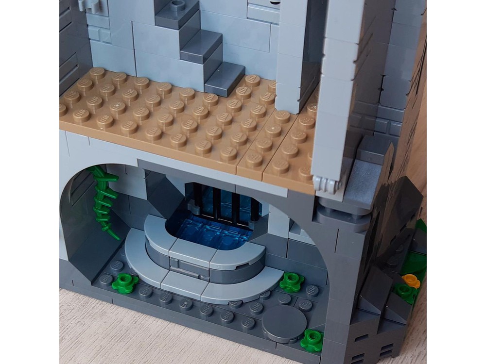 LEGO MOC Fortified outpost (compatible with 10305) by Campistron ...