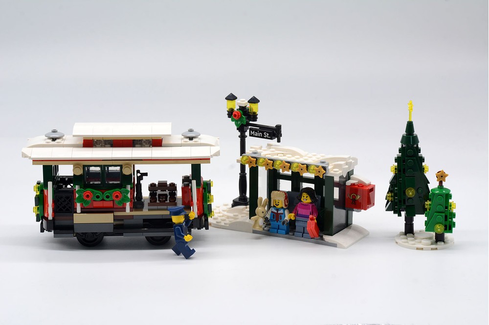 LEGO MOC 10308 Holiday Tram Station // Rebuild Your Set by Brickwood ...
