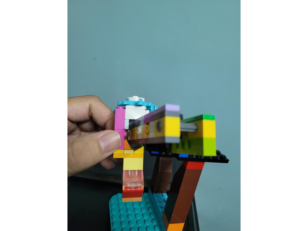 LEGO MOC 11019-Movable cable car on railway by lamlegos | Rebrickable ...