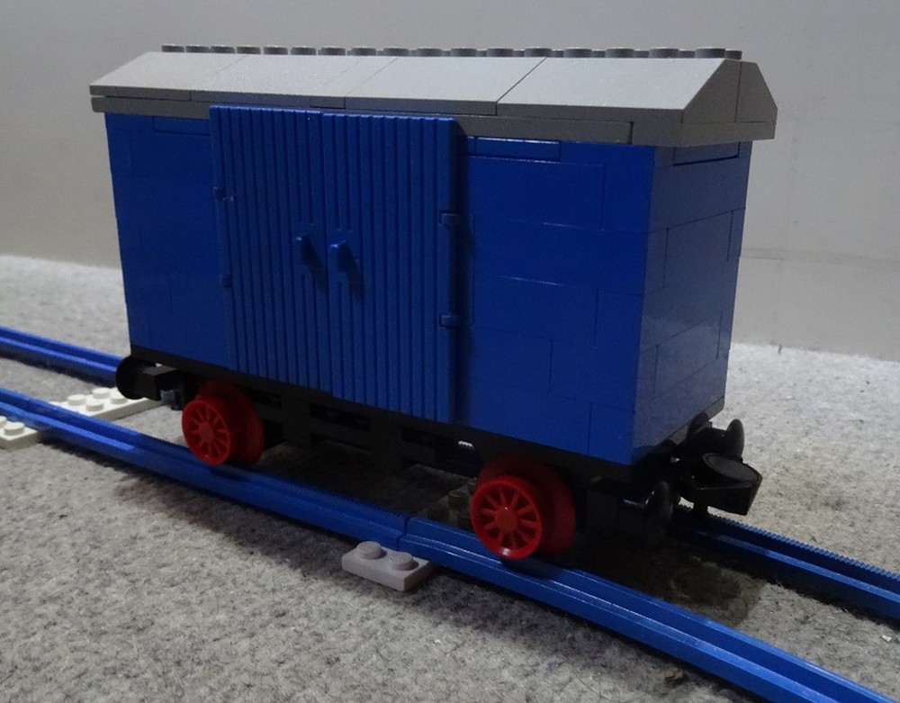 Lego Moc Closed Wagon By Timobahn Rebrickable Build With Lego