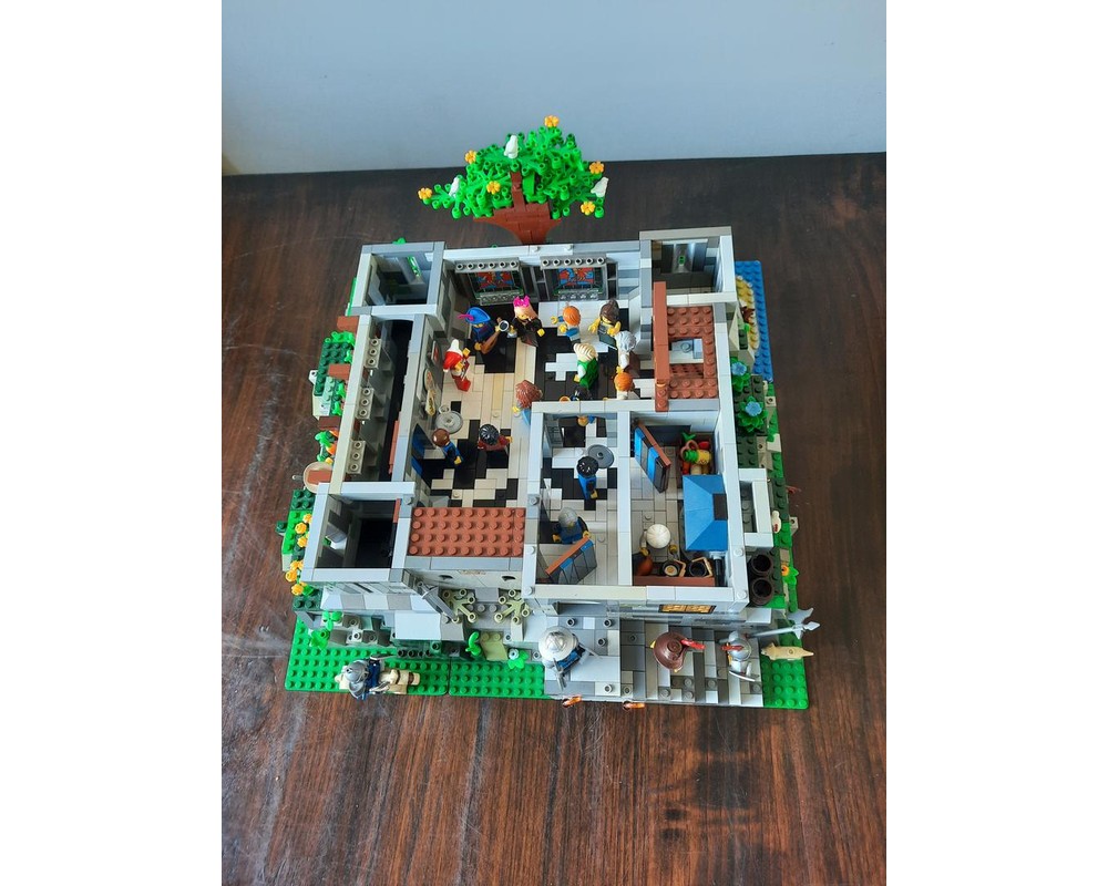 Lego Moc Black Falcon Keep By Hanzerik Rebrickable Build With Lego