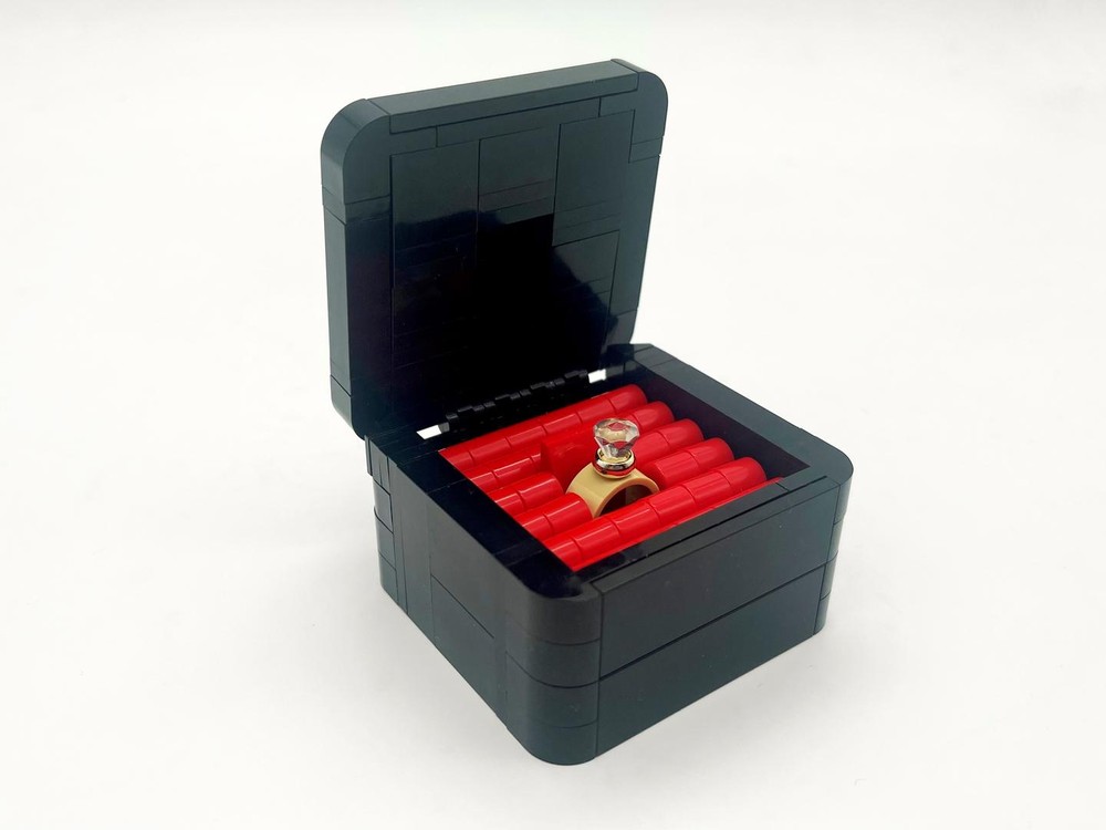 LEGO MOC Engagement Ring by IBrickedItUp Rebrickable Build with LEGO