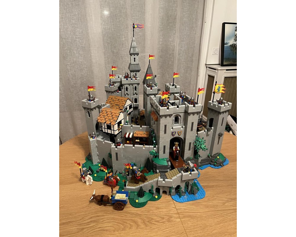 Lego Moc Extended Lion Knights Castle By Elvarim Rebrickable Build