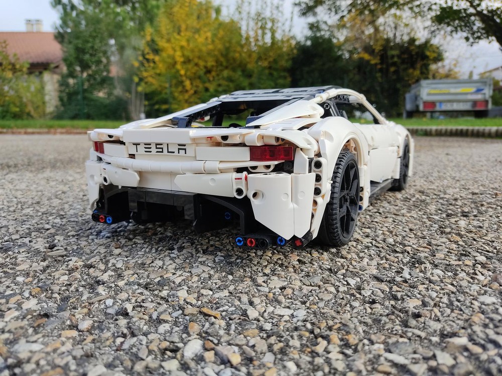 Lego Moc Tesla Roadster By Moc Nemooz Rebrickable Build With Lego
