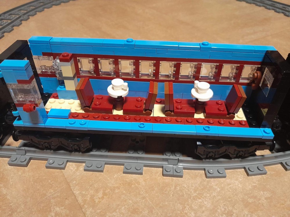 LEGO MOC North Pole Express by TeenyTinyBricks | Rebrickable - Build ...