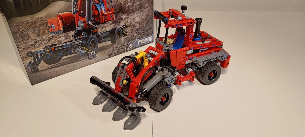 LEGO MOC 42144 Front Loader by Mr.Platinum | Rebrickable - Build with LEGO