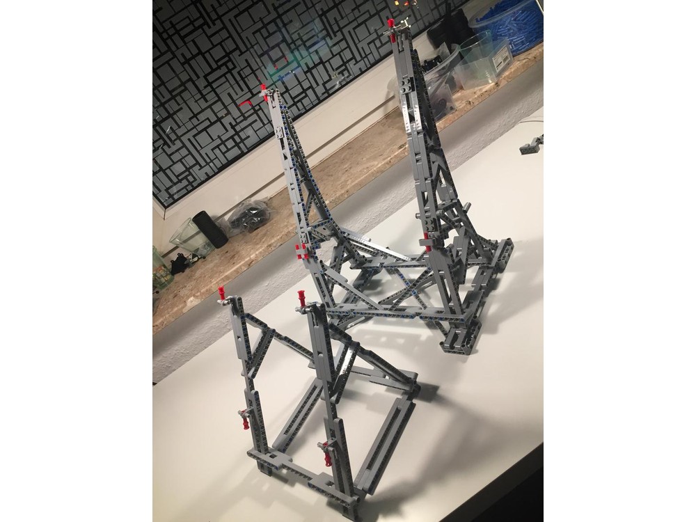 LEGO MOC Vertical Stand for Millennium Falcon 7965/75105/75212 by dunes ...