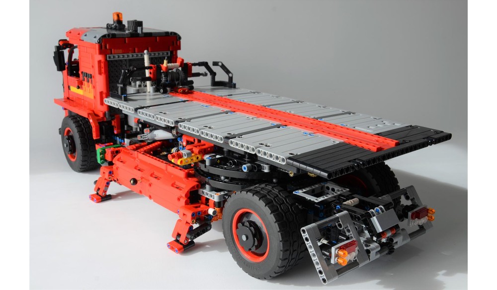 LEGO MOC 42082 C Model: Flatbed 180° Rotator Tilt Truck by dillonm ...