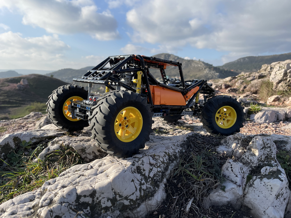 LEGO MOC Rock Bouncer - Tim Cameron's Tyrant by gyenesvi | Rebrickable ...