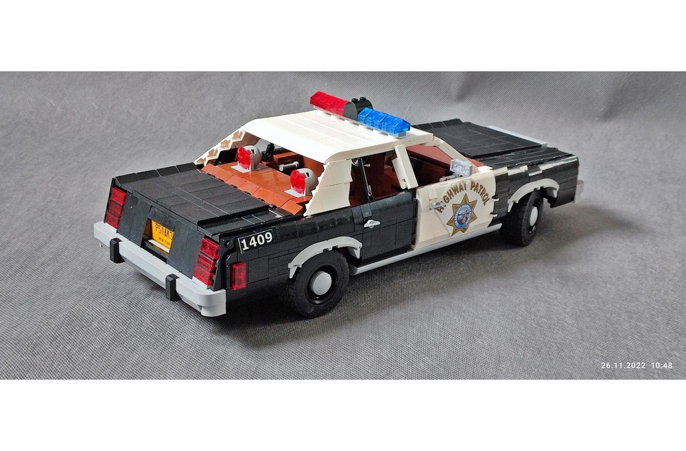 LEGO MOC-130074 Ford LTD Crown Victoria 1983 Highway Patrol by syzygy87 ...