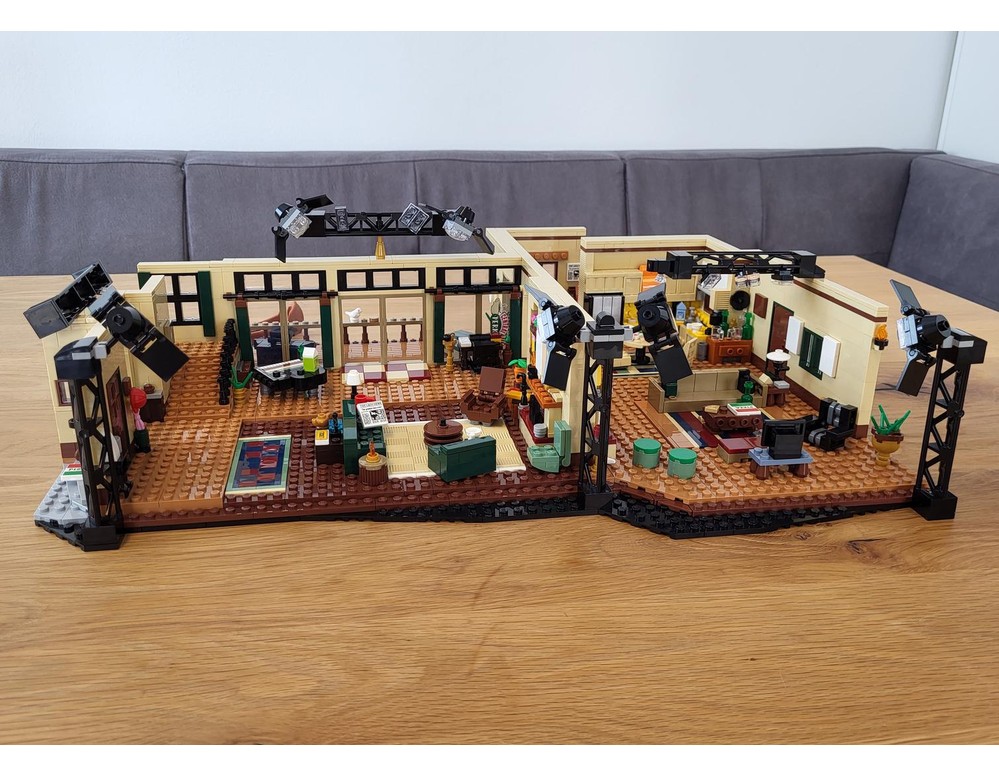 LEGO MOC Two and a Half Men - Charlie's Malibu Beach House - 10292 ...