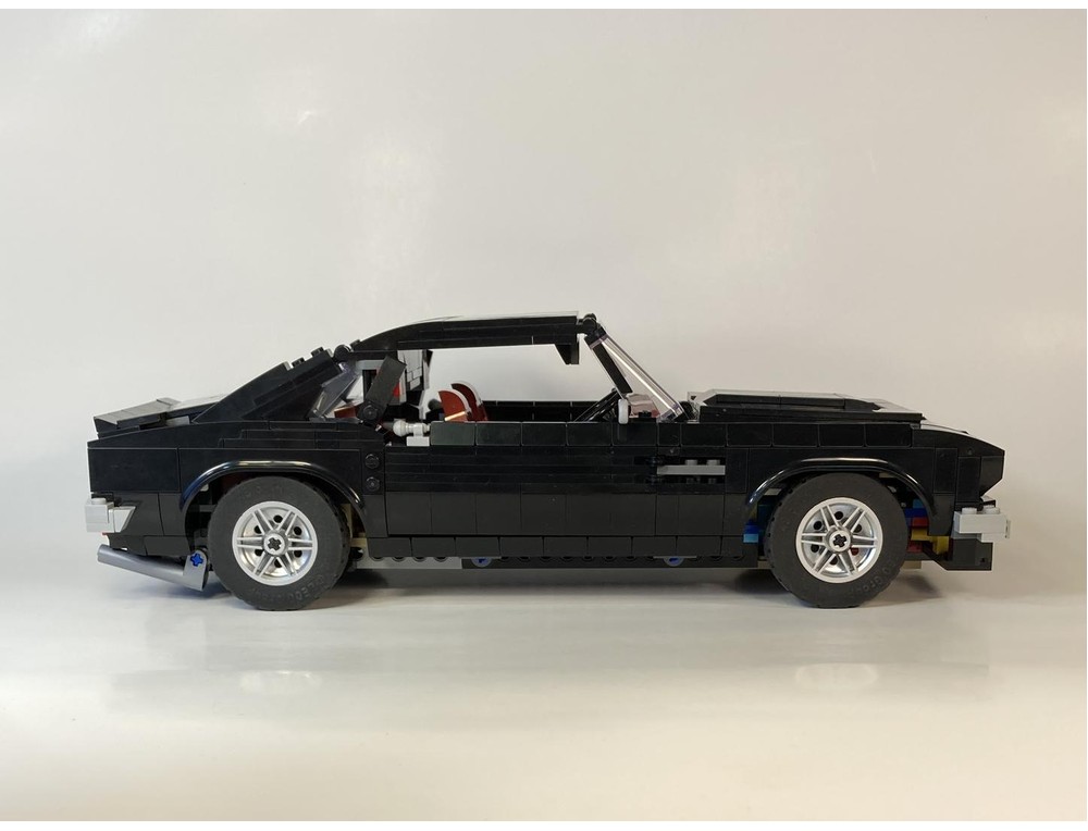 LEGO MOC 10304 z28 V8 Vantage 007 edition by BAM Mocs | Rebrickable ...