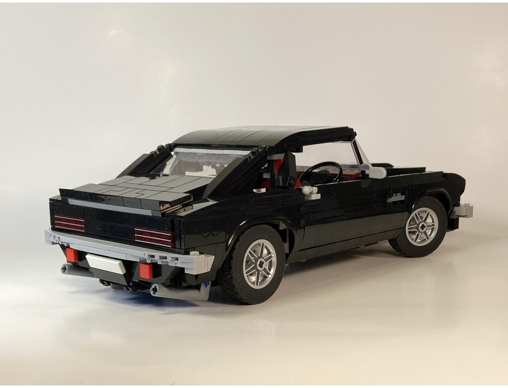 LEGO MOC 10304 z28 V8 Vantage 007 edition by BAM Mocs | Rebrickable ...