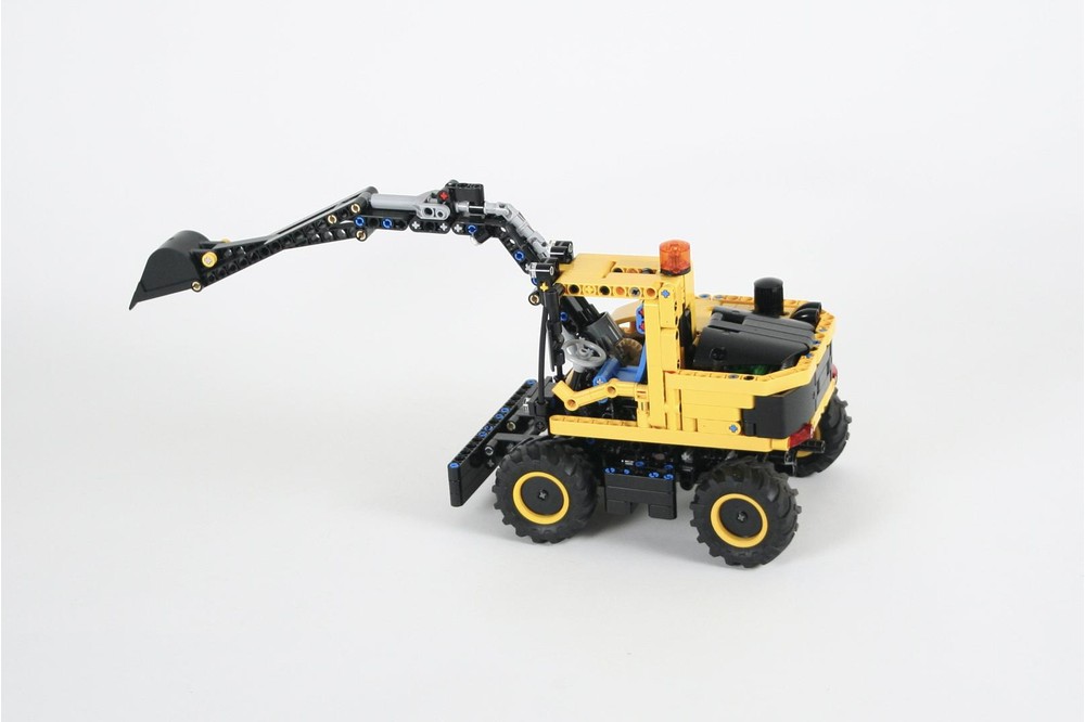 LEGO MOC Wheeled Excavator by thirdwigg | Rebrickable - Build with LEGO