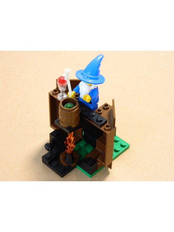 LEGO MOC 6020 Magic Potion Brewery by Mandarini | Rebrickable - Build ...