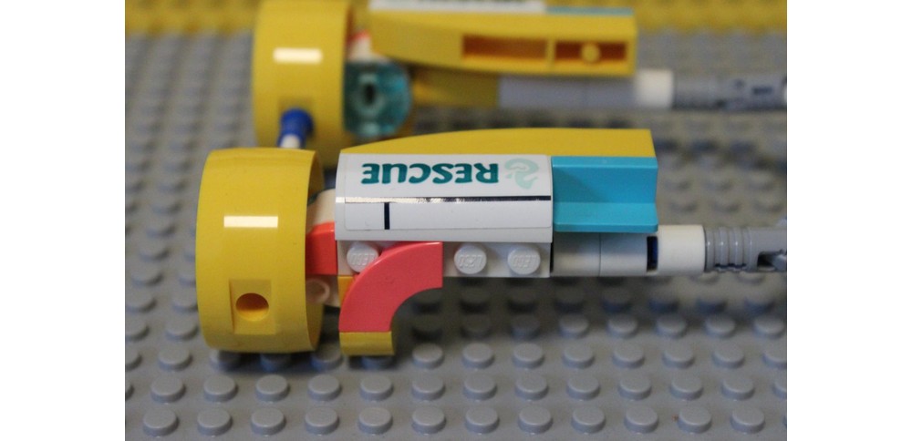 LEGO MOC 41378 Rescue Pod-Racer (Alternative Build) by Mandarini ...