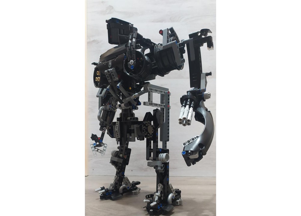 LEGO MOC 42127 - RoboCain by ale0794 | Rebrickable - Build with LEGO