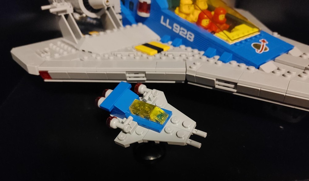 LEGO MOC Micro Galaxy Explorer by dreesejones | Rebrickable - Build ...