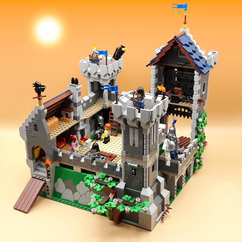 LEGO MOC Falcon Knight's Castle by Rauy | Rebrickable - Build with LEGO