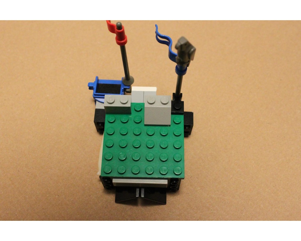 LEGO MOC 6034 Graveyard (Alt. Build) by Mandarini | Rebrickable - Build ...