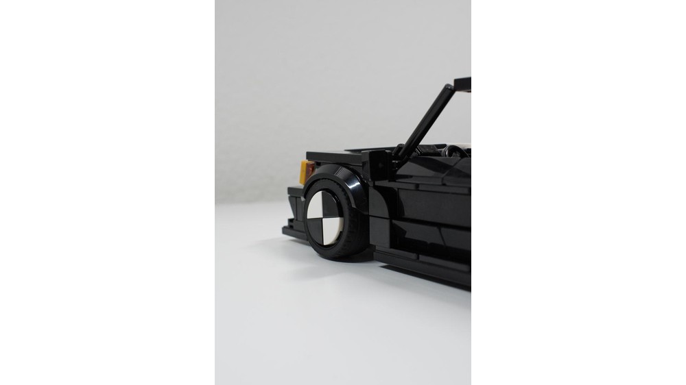 LEGO MOC-132461 Mercedes 190E NFS Unbound by mcgwerks | Rebrickable ...