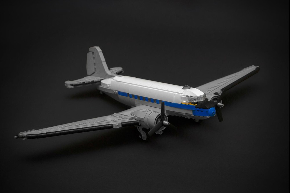 LEGO MOC A04a - Douglas DC-3 Lufthansa 1:50 - Ultimate Air ...