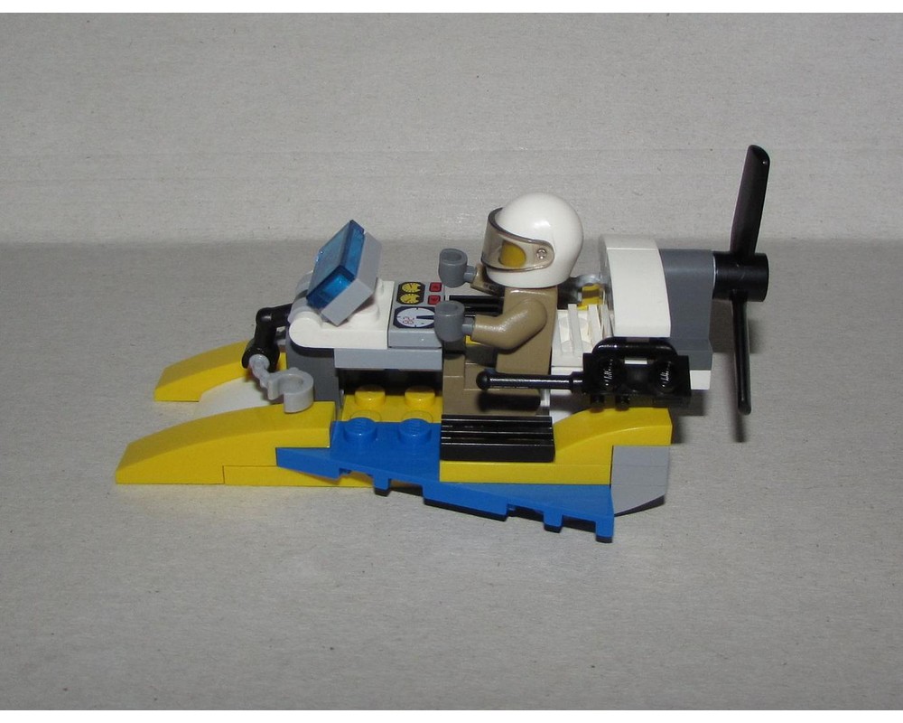 LEGO MOC 30359 Police hovercraft by BriXperiMent | Rebrickable - Build ...