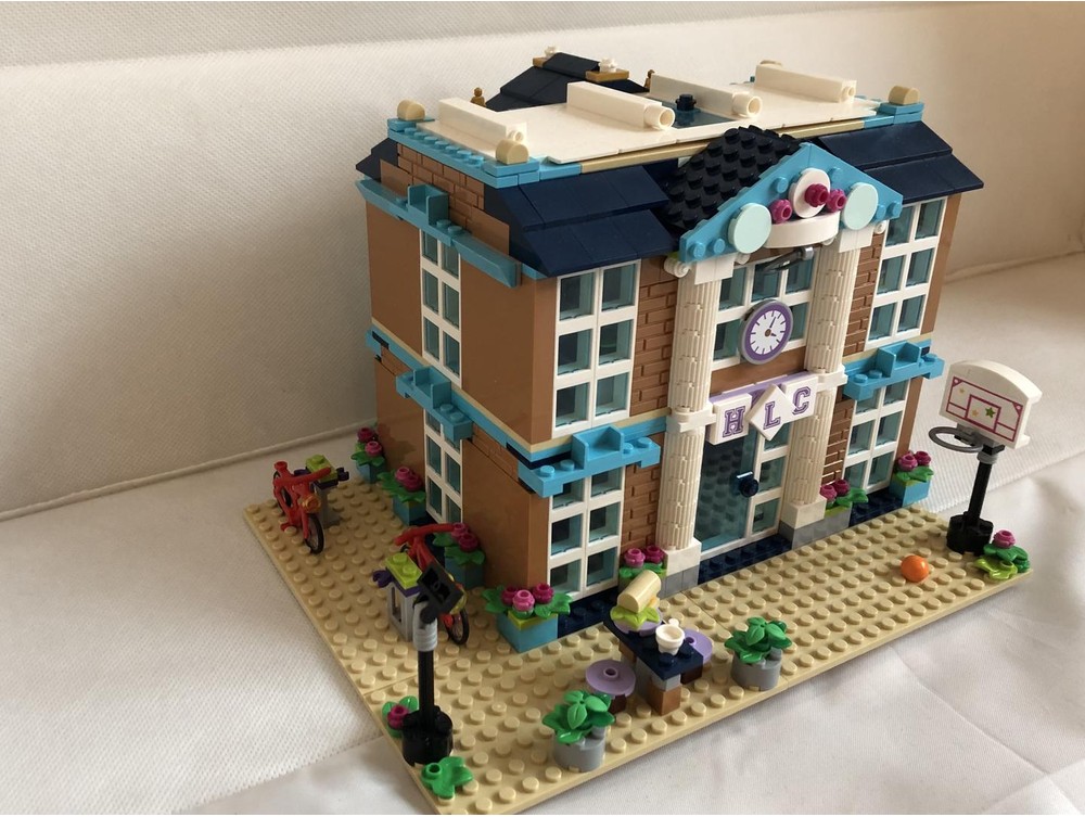 Lego Moc Heart Lake City School Standalone By Brinx Rebrickable