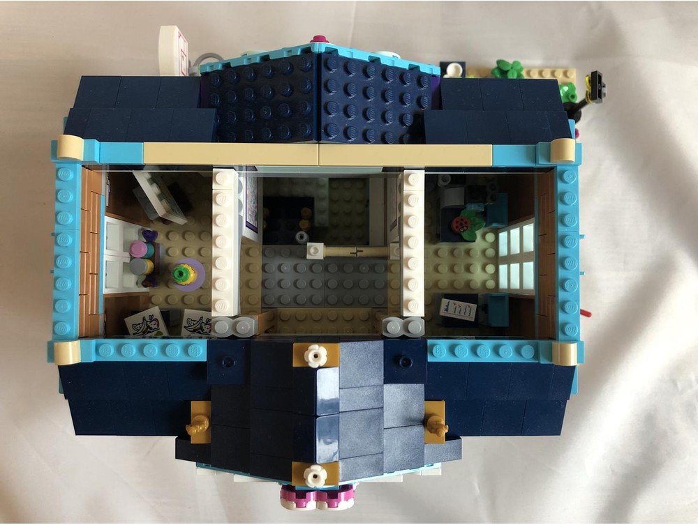 Lego Moc Heart Lake City School Standalone By Brinx Rebrickable